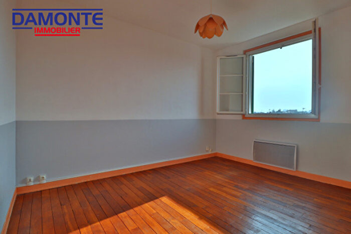 Appartement à louer - Troyes, Saint-Martin - 2 pièces - 1 chambre