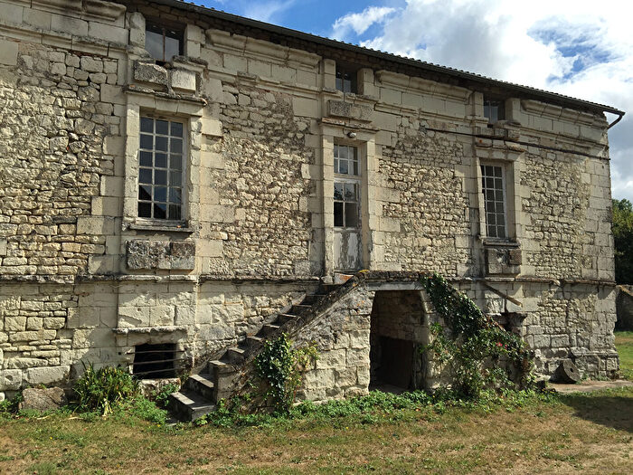 Maison à vendre - Thuré - 8 pièces