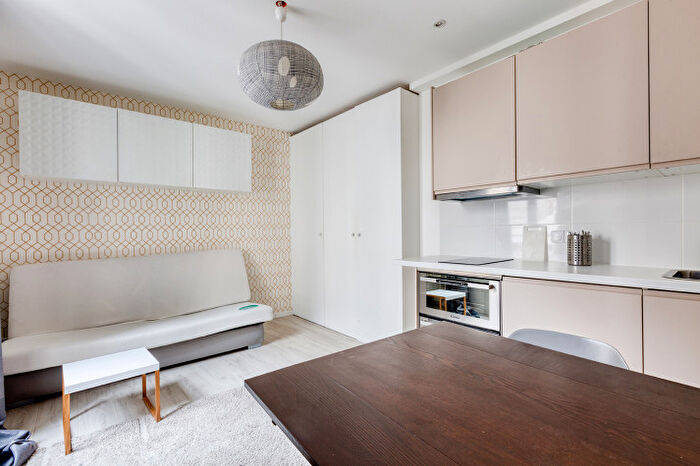 Appartement 1 pièce à louer à Paris 7ème, Champ de Mars