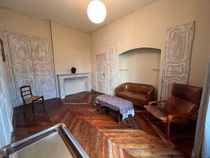 Saint-Céré : Appartement 2 pièces à louer