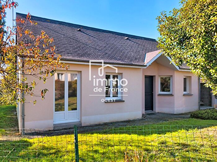 Maison à louer - Mayenne, Nord Ouest - 4 pièces - 3 chambres