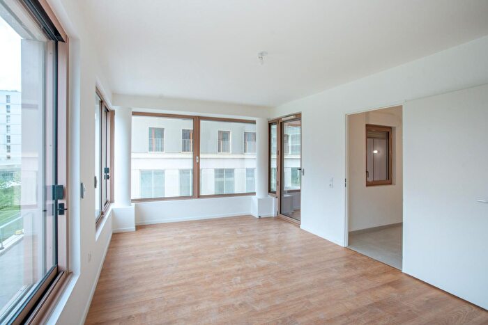 Appartement 4 pièces à Saint-Ouen, Vieux Saint-Ouen, à louer