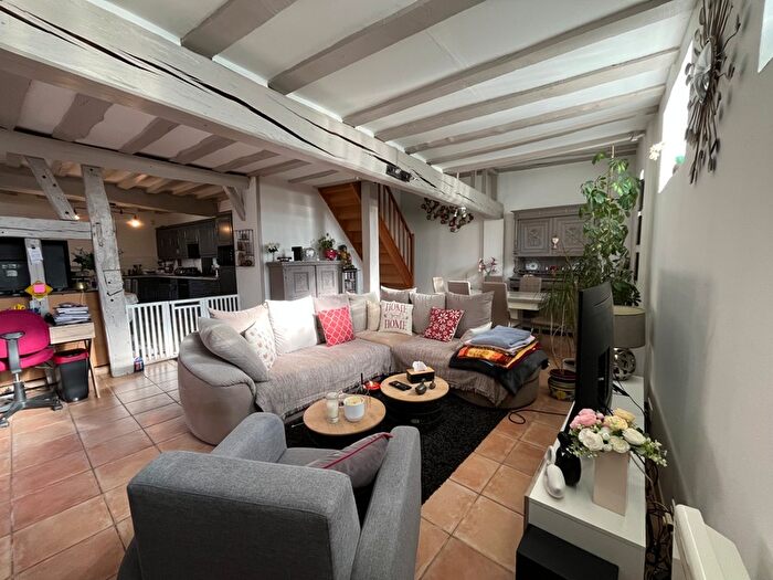 Maison à vendre - Champignelles - 6 pièces - 4 chambres