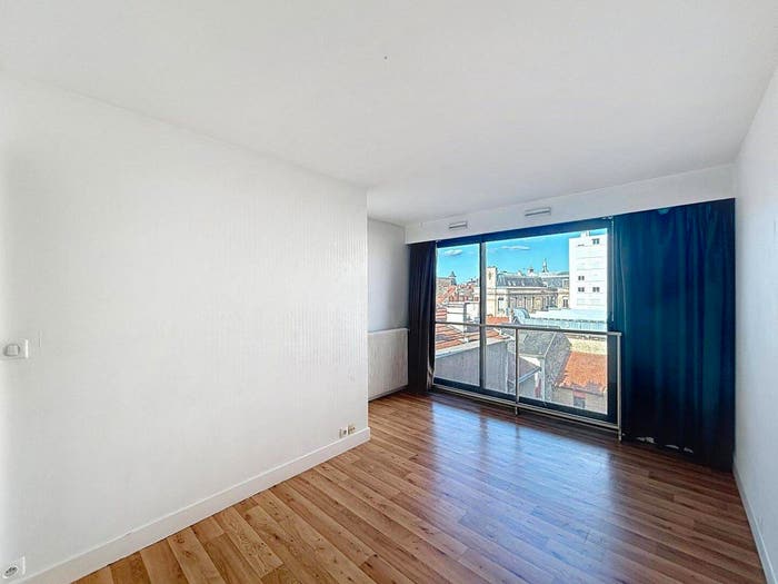 Appartement 1 pièce à louer - Centre Ville, Reims