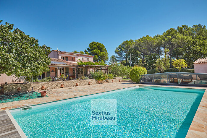 Maison 7 pièces à vendre - Saint-Cannat