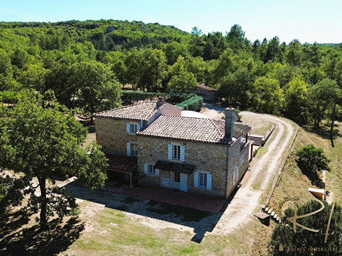 Salavas - Maison 9 pièces à vendre