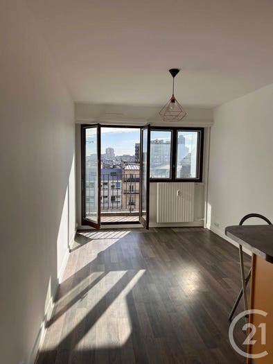 Appartement 1 pièce à Paris 18ème arrondissement, à louer