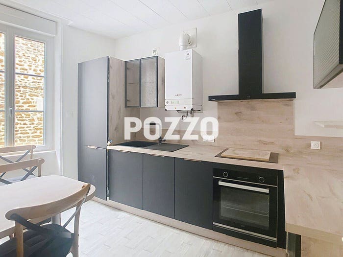 Centre Ville, Avranches : Appartement 3 pièces à louer
