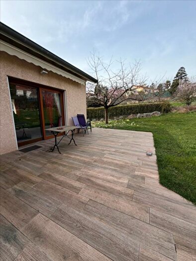 Maison à louer - Sainte-Foy-lès-Lyon, La Plaine, Chantegrillet - 8 pièces - 6 chambres