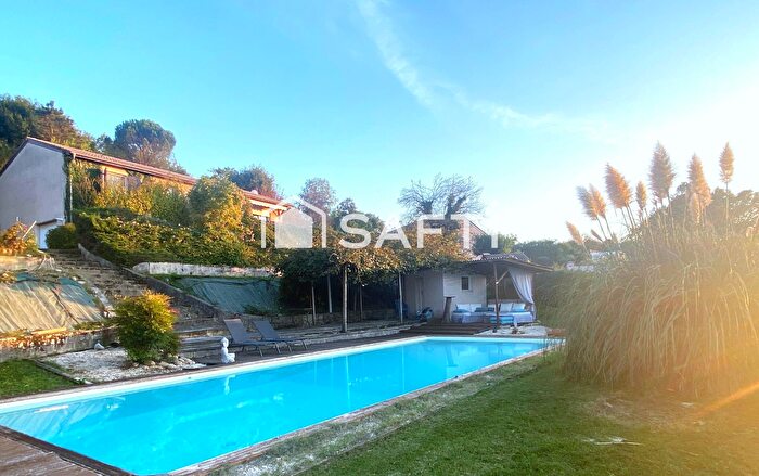 Maison à vendre - Beausemblant - 5 pièces - 3 chambres