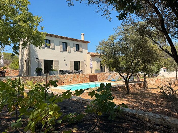 Maison 5 pièces à Taradeau, à vendre