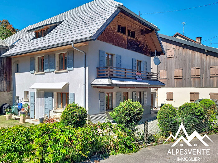 Lullin - Maison 9 pièces à vendre