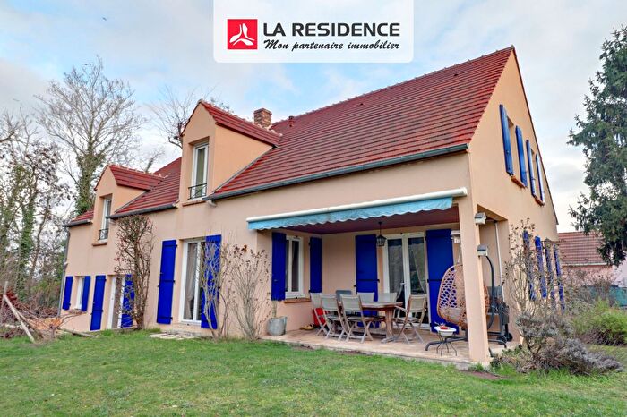 Maison à vendre - Neuville-sur-Oise - 7 pièces - 5 chambres