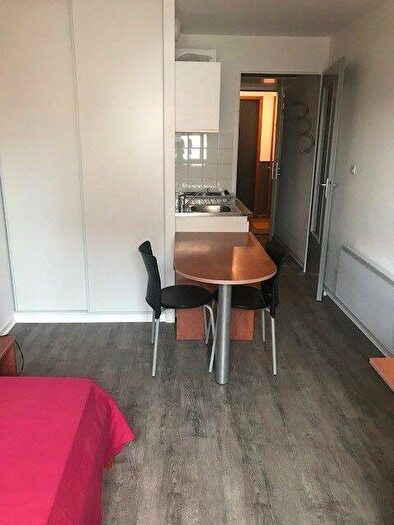 Centre Ville, Valence : Appartement 1 pièce à louer