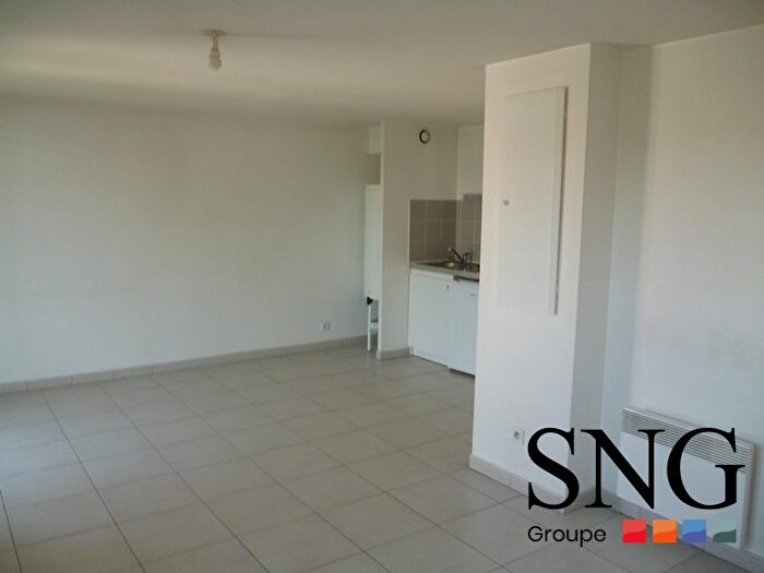 Appartement à louer - Tarbes, Solazur - 1 pièce - 1 chambre