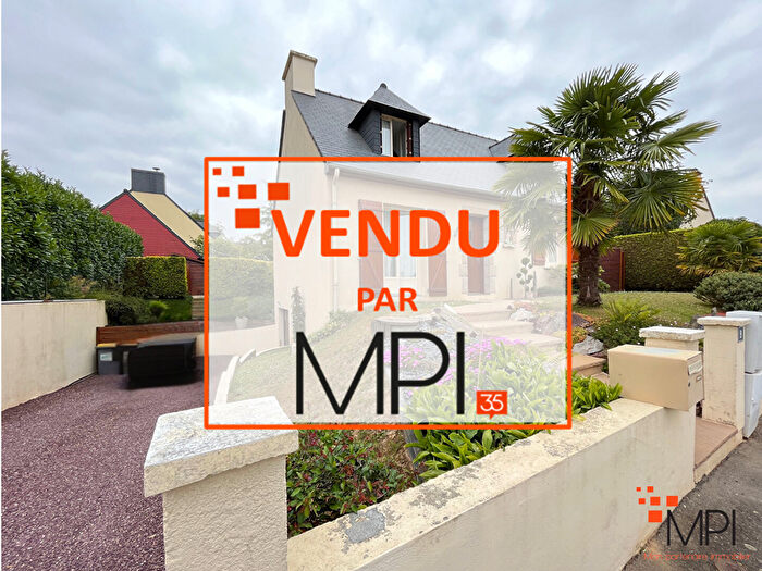 Maison à vendre - Bréal-sous-Montfort - 5 pièces - 3 chambres