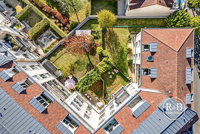 Appartement 3 pièces à vendre - Les Clayes-sous-Bois, Centre-ville