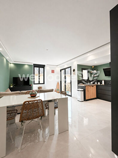 Maison 4 pièces à Roquemaure, à vendre
