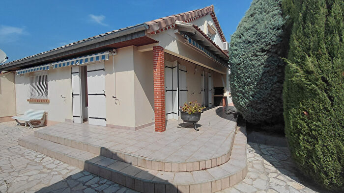 Pierrelatte, Centre-ville : Maison 5 pièces à vendre
