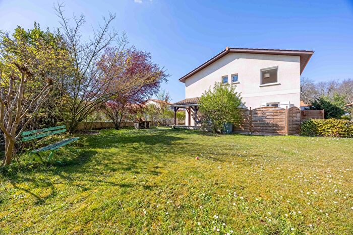 Maison à vendre - Pessac, Le Monteil - 8 pièces - 4 chambres