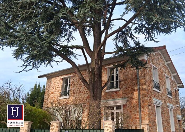 Maison 6 pièces à vendre à Le Chesnay, Glatigny, Rueil