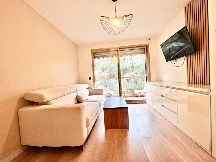 Appartement à louer - Nice, Cessole - 1 pièce