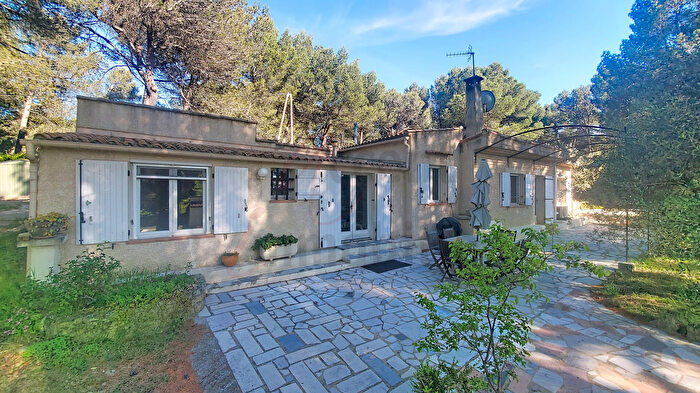 Maison 5 pièces à Noves, à vendre