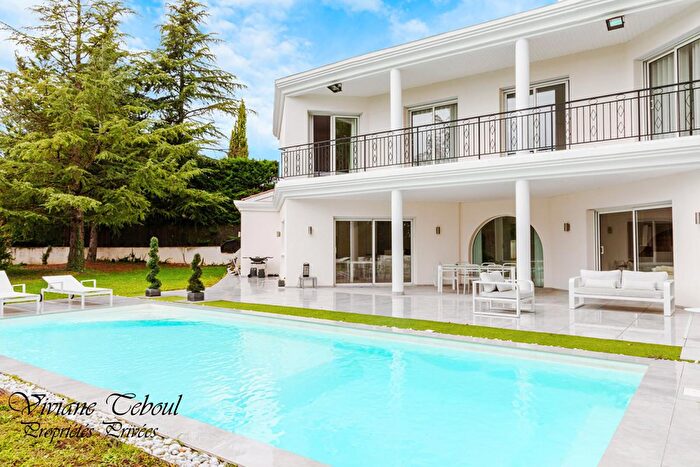 Maison à vendre - Écully, Les Serres, Vivier - 7 pièces - 5 chambres