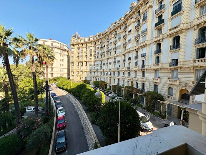 Nice, Cimiez - Appartement 3 pièces à louer