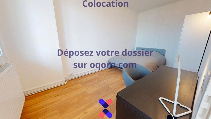 Appartement à louer - Laënnec, Lyon ème arrondissement - 5 pièces - 4 chambres