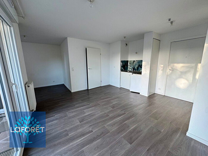 Appartement 1 pièce à louer - Courcouronnes, Bérégovoy Sud