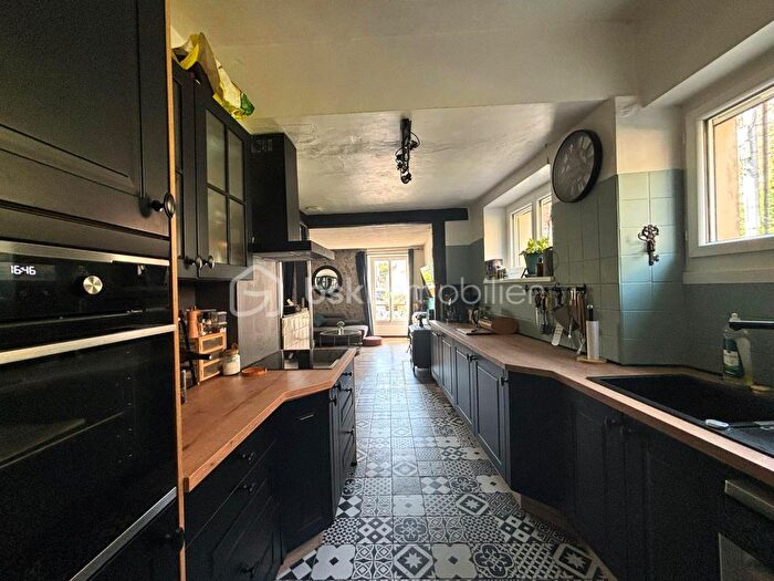 Maison à vendre - Mauperthuis - 5 pièces - 3 chambres