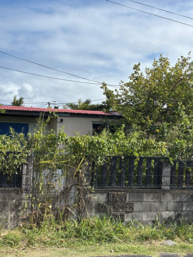 Maison à vendre - Saint-André, Ravine Creuse - 5 pièces - 4 chambres