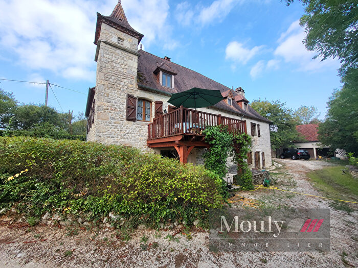 Maison 6 pièces à Montfaucon, à vendre