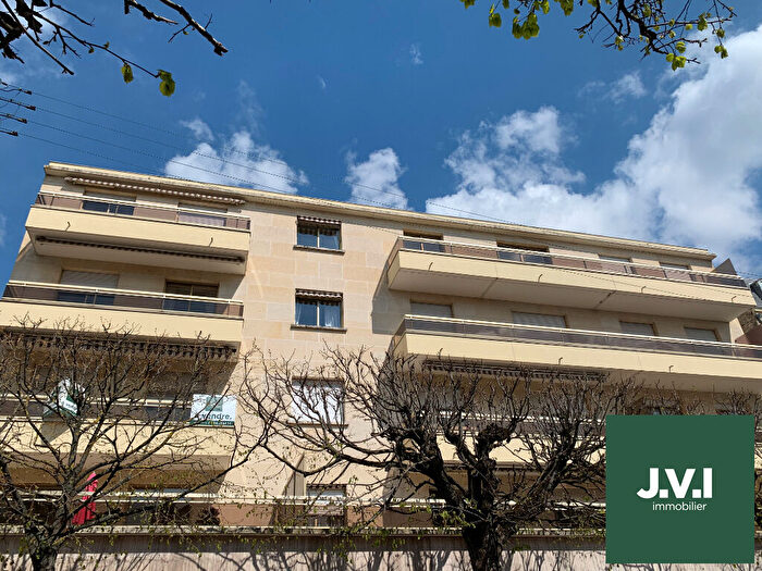 Appartement à vendre - Enghien-les-Bains - 6 pièces - 4 chambres