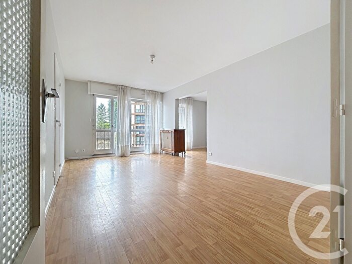 Troyes, Cathédrale : Appartement 3 pièces à louer