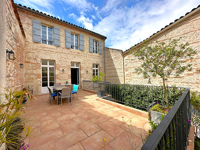 Maison 10 pièces à Agen, Le Gravier, à vendre