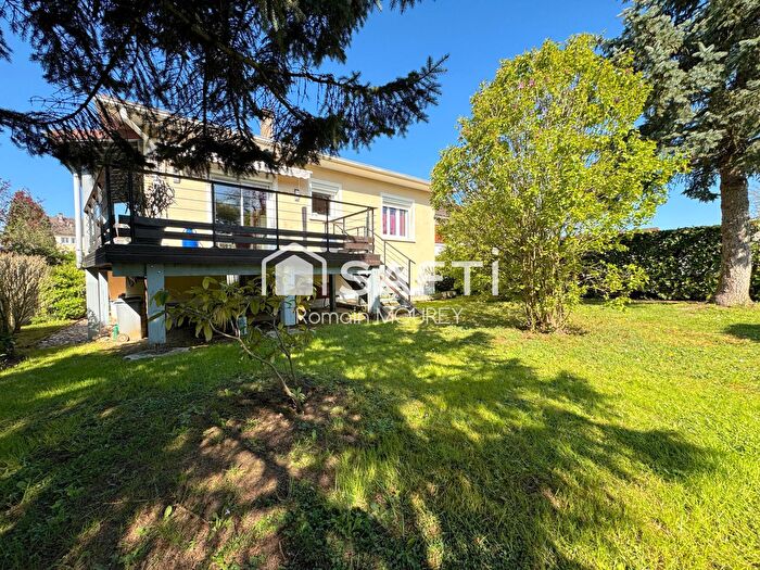 Maison à vendre - Cousance - 4 pièces - 3 chambres