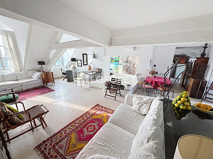 Appartement à vendre - Villejuif, Centre-ville - 9 pièces - 5 chambres