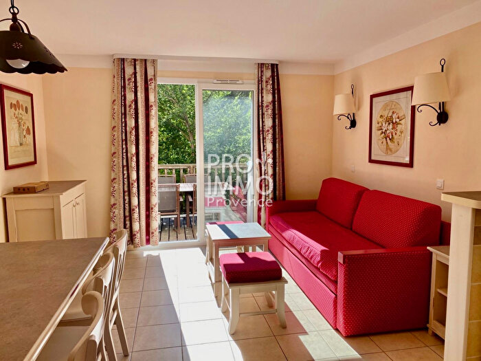Maison 3 pièces à Mallemort, à louer