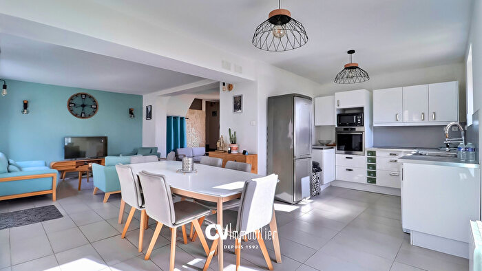 Maison 4 pièces à Saint-Pierre-du-Vauvray, à vendre