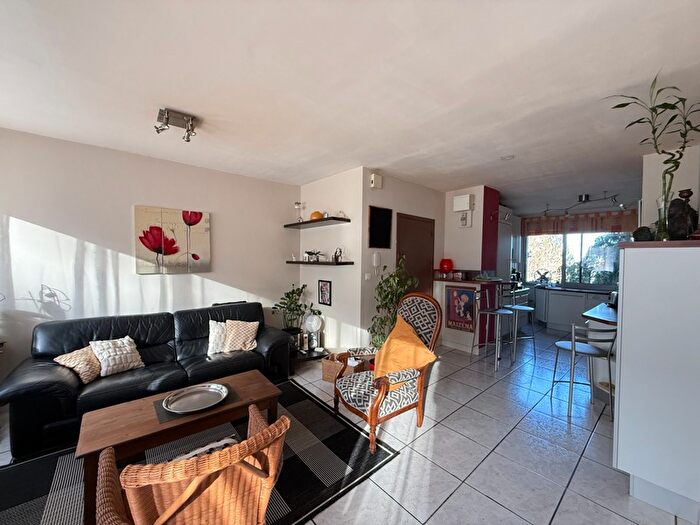 Appartement à vendre - Clermont-Ferrand, Vallières, Sallins, Poncillon - 4 pièces - 3 chambres