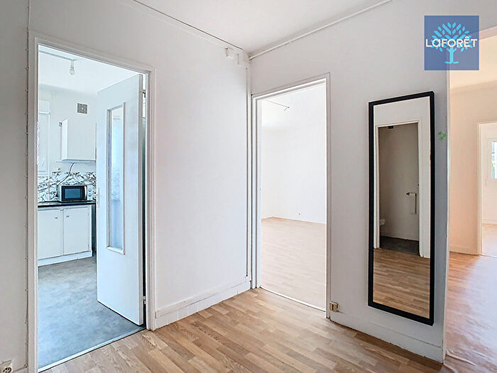 Appartement 3 pièces à vendre - Noisy-le-Grand, Centre-ville