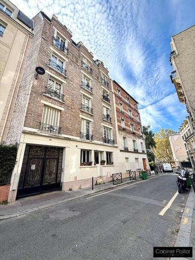 Télégraphe-Pelleport Saint Fargeau, Paris 20ème arrondissement - Appartement 1 pièce à louer