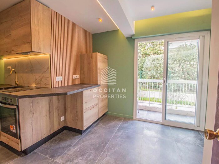 Appartement à vendre - Cannes, Pointe Croisette - 2 pièces - 1 chambre