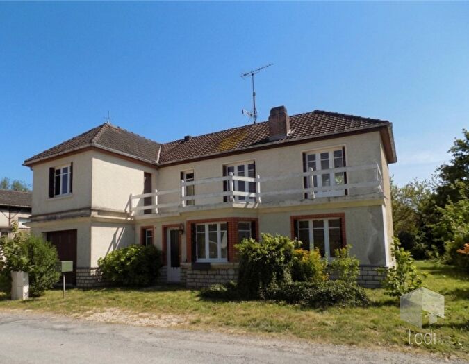 Pont-sur-Seine : Maison 8 pièces à vendre