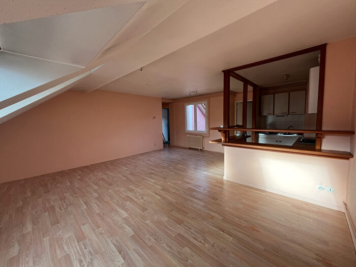 Appartement à vendre - Belfort, Centre-ville, Fb de Montbéliard - 3 pièces - 2 chambres