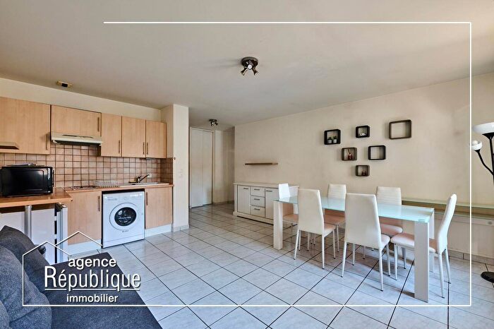 Appartement à louer - Clemenceau, Dijon - 2 pièces - 1 chambre