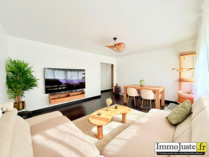 Appartement à vendre - Élancourt - 3 pièces - 2 chambres