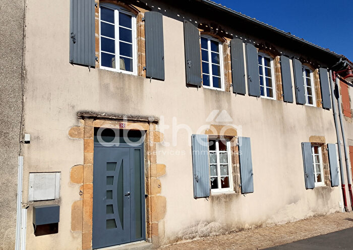 Maison à vendre - Brillac - 7 pièces - 4 chambres